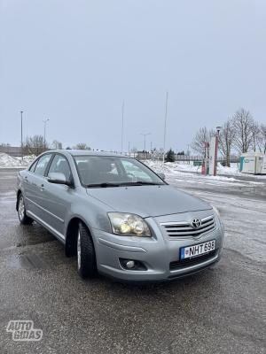 Pelēks Toyota Avensis 2007 Klaipėda, ar dzinēja tilpumu 2.00 L un nobraukumu 165 tūkst. km par 2650 €, foto 3 vietnē AUTOMOTO.COM.LV