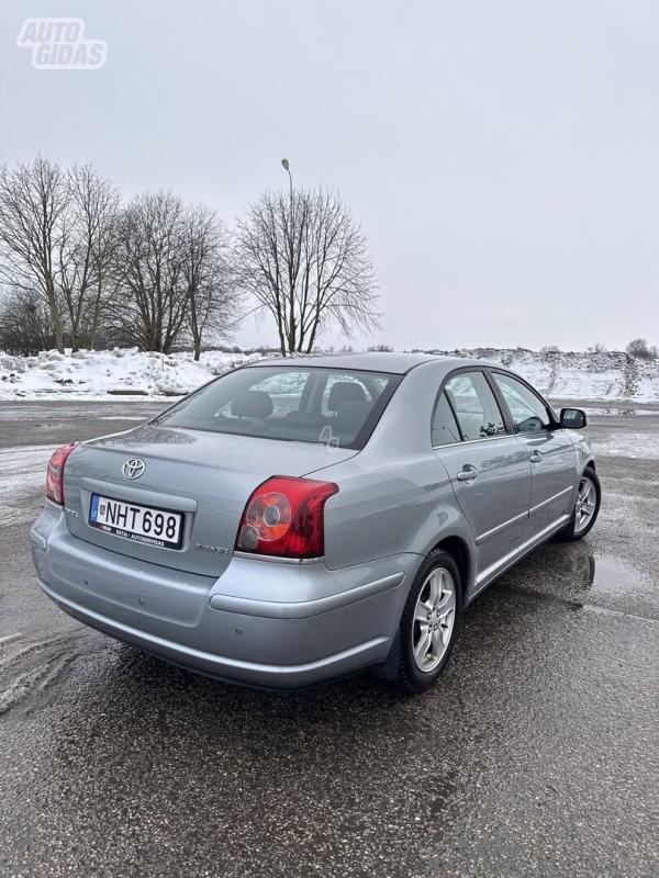 Grey Toyota Avensis 2007 in Klaipeda, with an engine capacity of 2.00 L and mileage of 165 thousand km for 2650 €, photo 4 on AUTOMOTO.COM.LV