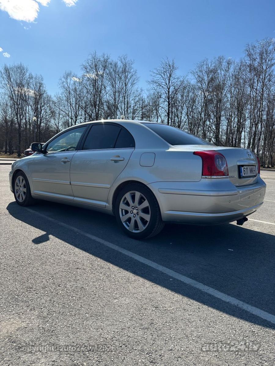 Grey Toyota Avensis 2007 in Tallinn, with an engine capacity of 2.00 L and mileage of 142 thousand km for 4500 €, photo 3 on AUTOMOTO.COM.LV