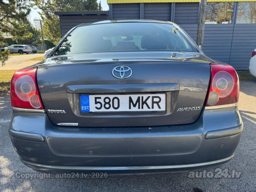 Grey Toyota Avensis 2007 in Tallinn, with an engine capacity of 2.00 L and mileage of 470 thousand km for 1695 €, photo 6 on AUTOMOTO.COM.LV