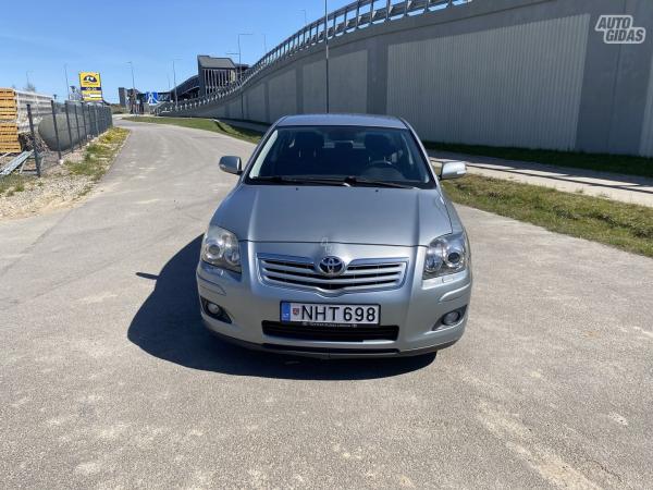 Grey Toyota Avensis 2007 in Klaipeda, with an engine capacity of 2.00 L and mileage of 166 thousand km for 2850 €, photo 4 on AUTOMOTO.COM.LV