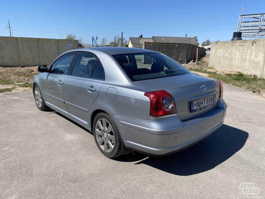 Grey Toyota Avensis 2007 in Klaipeda, with an engine capacity of 2.00 L and mileage of 166 thousand km for 2850 €, photo 9 on AUTOMOTO.COM.LV