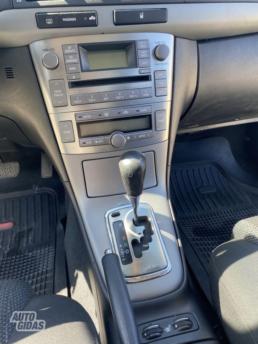 Grey Toyota Avensis 2007 in Klaipeda, with an engine capacity of 2.00 L and mileage of 166 thousand km for 2850 €, photo 27 on AUTOMOTO.COM.LV