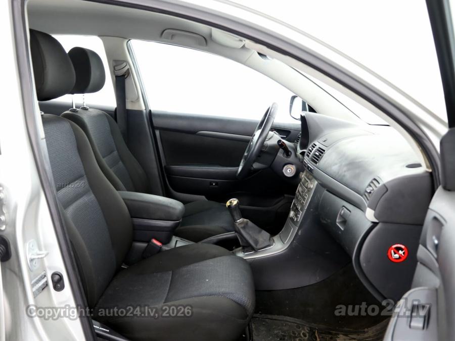 Серый Тойота Авенсис 2007 в Таллин, объемом двигателя 1.80 л и пробегом 319 тыс. км за 999 €, фото 7 на AUTOMOTO.COM.LV