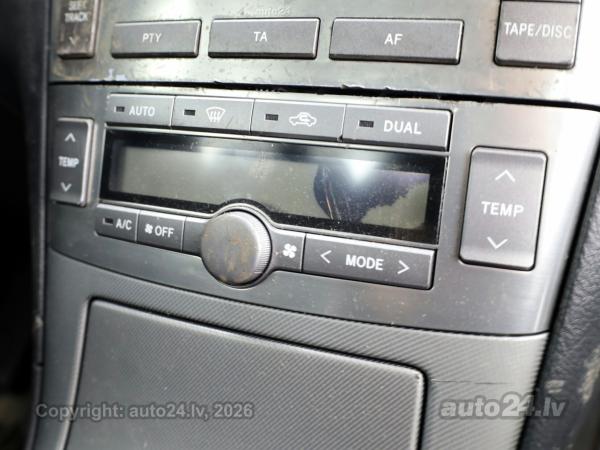 Серый Тойота Авенсис 2007 в Таллин, объемом двигателя 1.80 л и пробегом 319 тыс. км за 999 €, фото 8 на AUTOMOTO.COM.LV