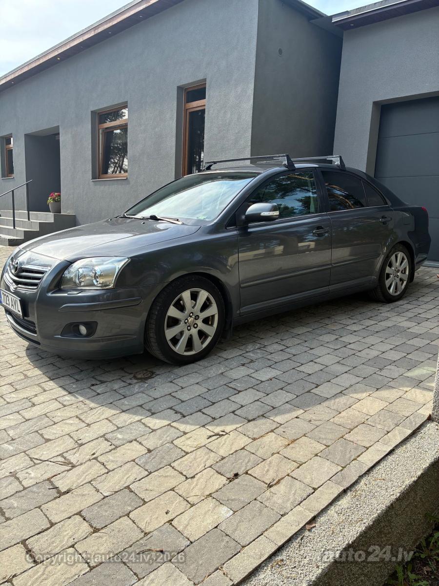 Pelēks Toyota Avensis 2007 Tallina, ar dzinēja tilpumu 2.00 L un nobraukumu 375 tūkst. km par 3400 €, foto 4 vietnē AUTOMOTO.COM.LV
