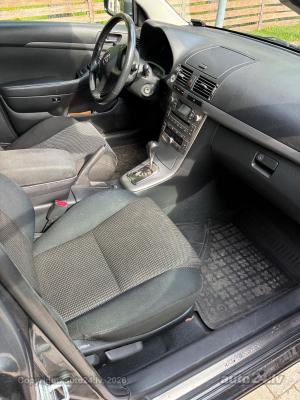 Pelēks Toyota Avensis 2007 Tallina, ar dzinēja tilpumu 2.00 L un nobraukumu 375 tūkst. km par 3400 €, foto 7 vietnē AUTOMOTO.COM.LV