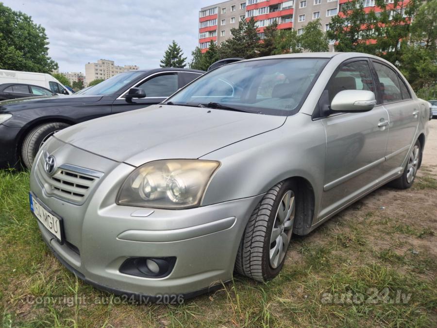 Pelēks Toyota Avensis 2007 Tallina, ar dzinēja tilpumu 2.00 L un nobraukumu 0 tūkst. km par 1499 €, foto 3 vietnē AUTOMOTO.COM.LV