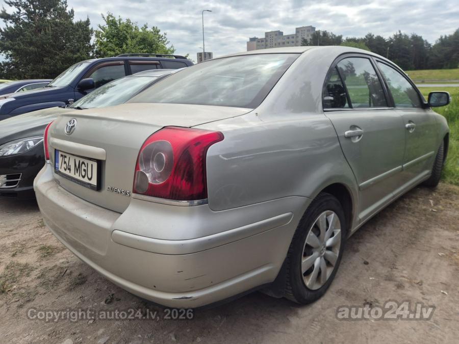 Pelēks Toyota Avensis 2007 Tallina, ar dzinēja tilpumu 2.00 L un nobraukumu 0 tūkst. km par 1499 €, foto 5 vietnē AUTOMOTO.COM.LV