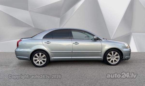 Grey Toyota Avensis 2007 in Tallinn, with an engine capacity of 2.40 L and mileage of 204 thousand km for 4590 €, photo 4 on AUTOMOTO.COM.LV