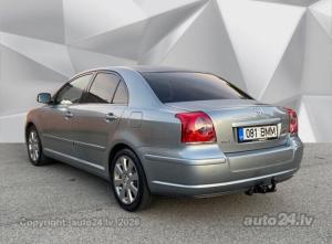 Pelēks Toyota Avensis 2007 Tallina, ar dzinēja tilpumu 2.40 L un nobraukumu 204 tūkst. km par 4590 €, foto 7 vietnē AUTOMOTO.COM.LV