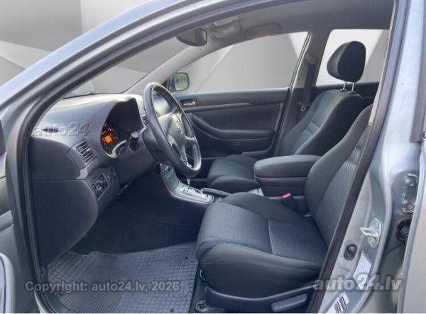 Grey Toyota Avensis 2007 in Tallinn, with an engine capacity of 2.40 L and mileage of 204 thousand km for 4590 €, photo 9 on AUTOMOTO.COM.LV