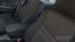 Pelēks Toyota Avensis 2007 Rīga, ar dzinēja tilpumu 2.00 L un nobraukumu 315 tūkst. km par 2550 €, foto 5 vietnē AUTOMOTO.COM.LV