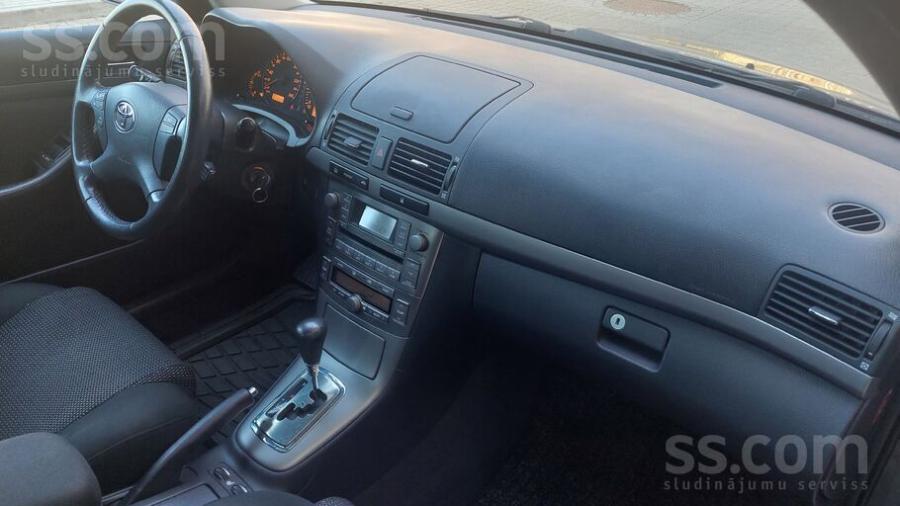 Pelēks Toyota Avensis 2007 Rīga, ar dzinēja tilpumu 2.00 L un nobraukumu 315 tūkst. km par 2550 €, foto 12 vietnē AUTOMOTO.COM.LV
