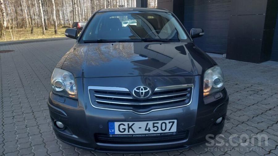 Pelēks Toyota Avensis 2007 Rīga, ar dzinēja tilpumu 2.00 L un nobraukumu 315 tūkst. km par 2550 €, foto 14 vietnē AUTOMOTO.COM.LV