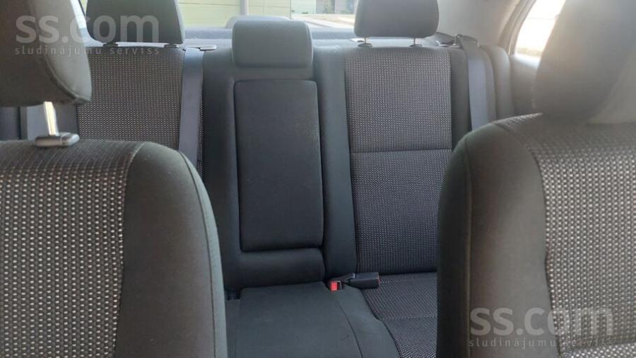 Pelēks Toyota Avensis 2007 Rīga, ar dzinēja tilpumu 2.00 L un nobraukumu 315 tūkst. km par 2550 €, foto 17 vietnē AUTOMOTO.COM.LV