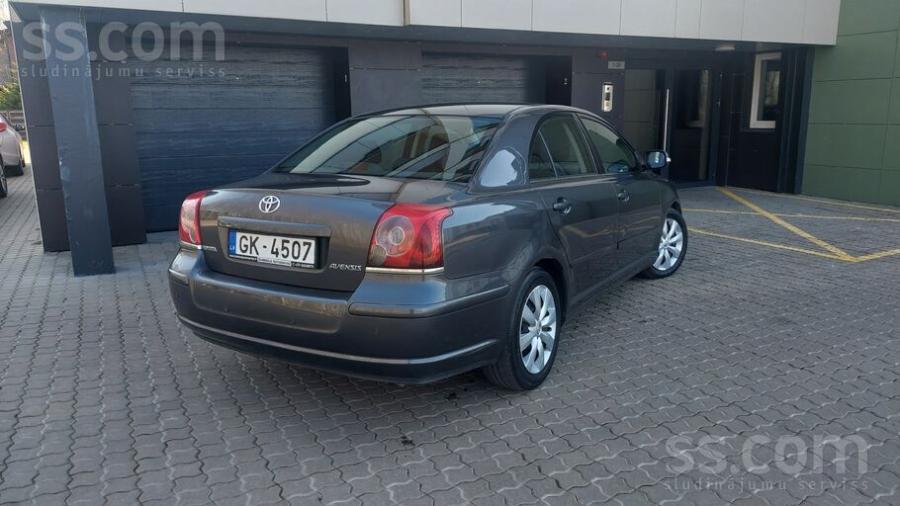 Pelēks Toyota Avensis 2007 Rīga, ar dzinēja tilpumu 2.00 L un nobraukumu 315 tūkst. km par 2550 €, foto 22 vietnē AUTOMOTO.COM.LV