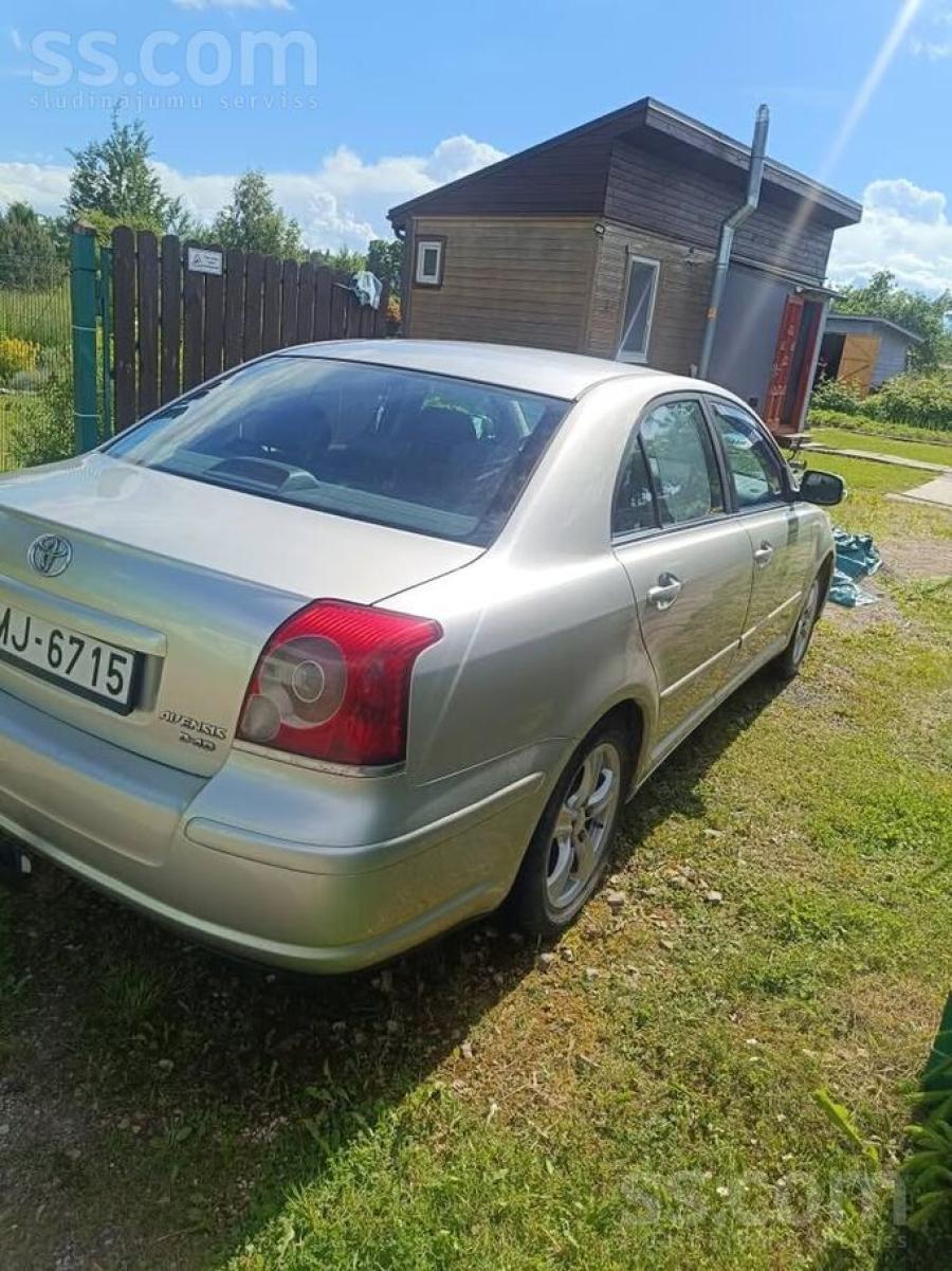 Серый Тойота Авенсис 2007 в Елгава, объемом двигателя 2.20 л и пробегом 352 тыс. км за 2200 €, фото 3 на AUTOMOTO.COM.LV