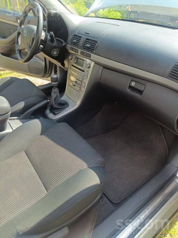 Grey Toyota Avensis 2007 in Jelgava, with an engine capacity of 2.20 L and mileage of 352 thousand km for 2200 €, photo 5 on AUTOMOTO.COM.LV