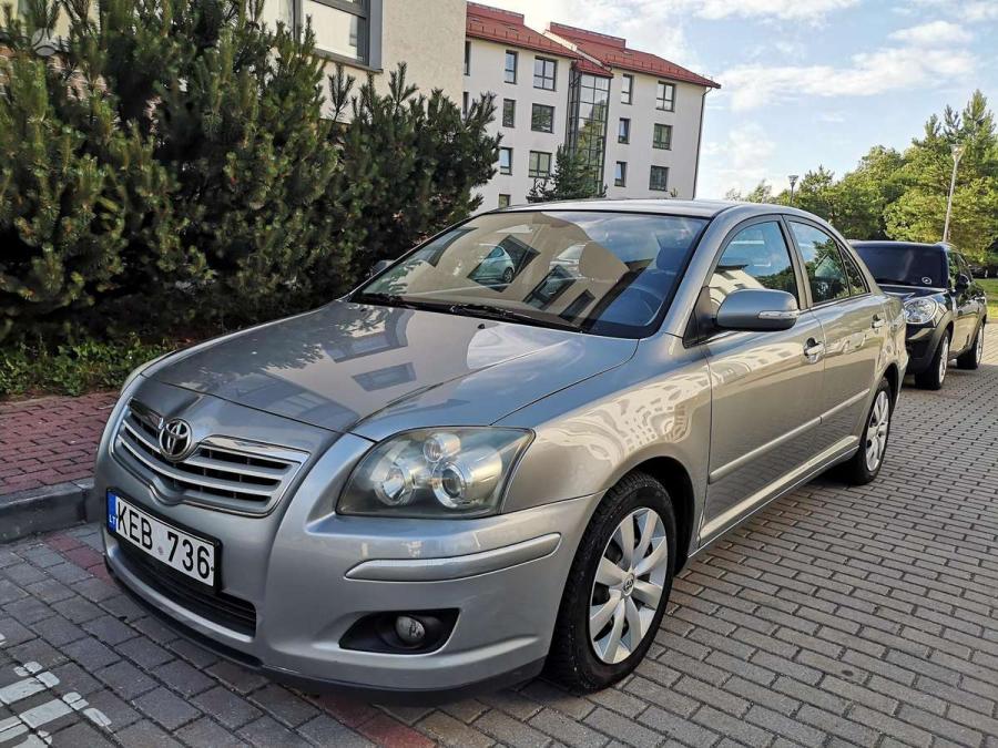 Серый Тойота Авенсис 2007 в Клайпеда, объемом двигателя 2.00 л и пробегом 257 тыс. км за 1999 €, фото 1 на AUTOMOTO.COM.LV