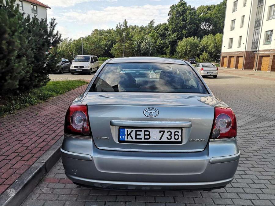 Серый Тойота Авенсис 2007 в Клайпеда, объемом двигателя 2.00 л и пробегом 257 тыс. км за 1999 €, фото 7 на AUTOMOTO.COM.LV