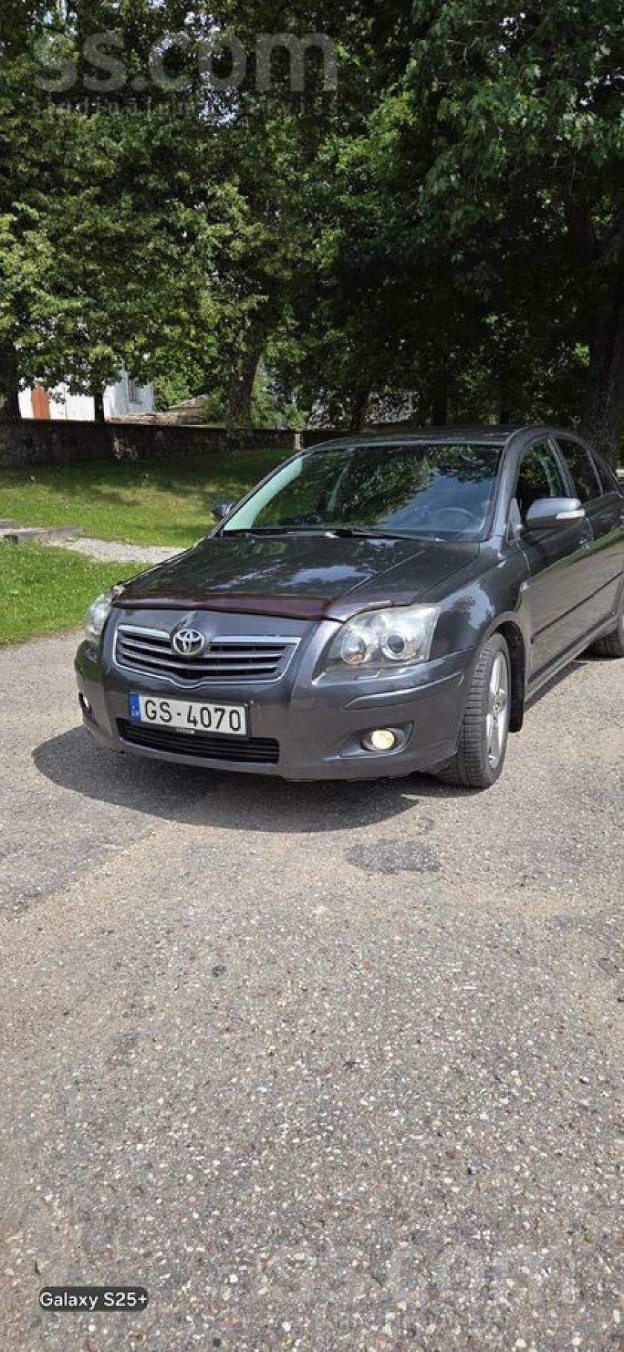 Grey Toyota Avensis 2007 in Kuldiga, with an engine capacity of 2.20 L and mileage of 0 thousand km for 1500 €, photo 3 on AUTOMOTO.COM.LV