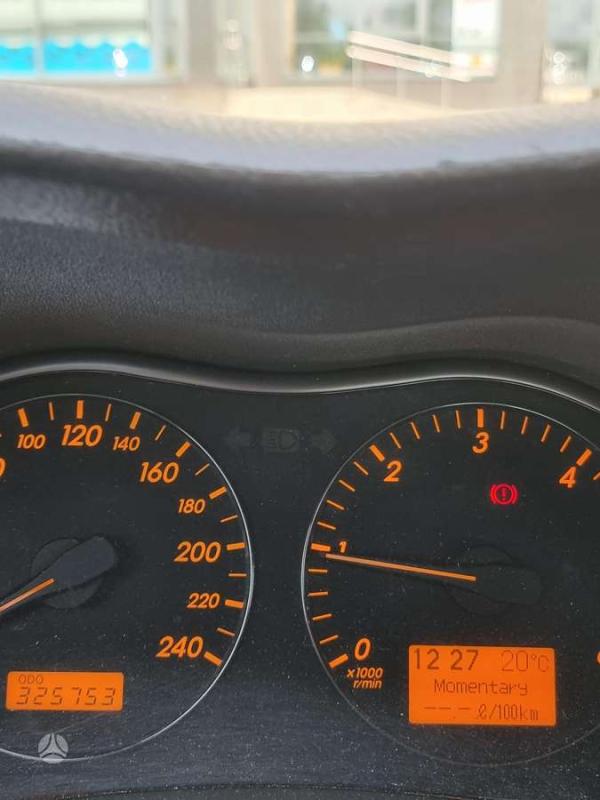 Grey Toyota Avensis 2007 in Klaipeda, with an engine capacity of 2.00 L and mileage of 326 thousand km for 1200 €, photo 4 on AUTOMOTO.COM.LV