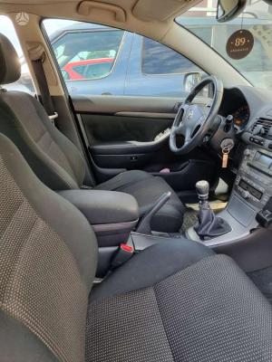 Pelēks Toyota Avensis 2007 Klaipėda, ar dzinēja tilpumu 2.00 L un nobraukumu 326 tūkst. km par 1200 €, foto 8 vietnē AUTOMOTO.COM.LV
