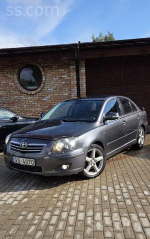 Grey Toyota Avensis 2007 in Kuldiga, with an engine capacity of 2.20 L and mileage of 282 thousand km for 1550 €, photo 3 on AUTOMOTO.COM.LV