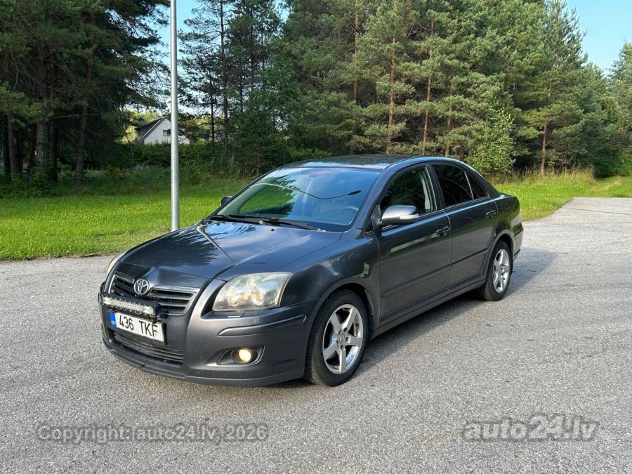 Серый Тойота Авенсис 2007 в Валга, объемом двигателя 2.20 л и пробегом 370 тыс. км за 900 €, фото 1 на AUTOMOTO.COM.LV