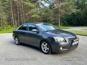 Серый Тойота Авенсис 2007 в Валга, объемом двигателя 2.20 л и пробегом 370 тыс. км за 900 €, фото 3 на AUTOMOTO.COM.LV