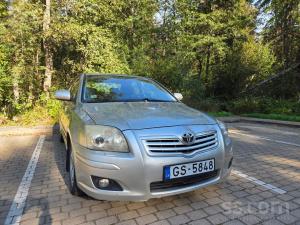 Grey Toyota Avensis 2007 in Riga, with an engine capacity of 2.40 L and mileage of 290 thousand km for 800 €, photo  on AUTOMOTO.COM.LV