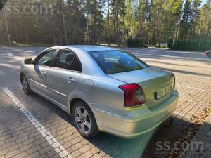 Pelēks Toyota Avensis 2007 Rīga, ar dzinēja tilpumu 2.40 L un nobraukumu 290 tūkst. km par 800 €, foto 6 vietnē AUTOMOTO.COM.LV