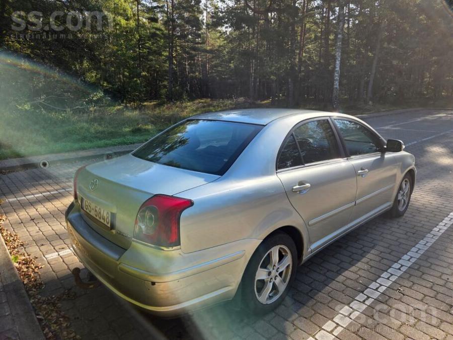 Pelēks Toyota Avensis 2007 Rīga, ar dzinēja tilpumu 2.40 L un nobraukumu 290 tūkst. km par 800 €, foto 8 vietnē AUTOMOTO.COM.LV