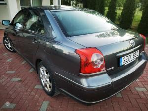 Grey Toyota Avensis 2007 in Vilnius, with an engine capacity of 2.00 L and mileage of 245 thousand km for 2650 €, photo 12 on AUTOMOTO.COM.LV