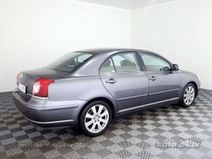 Pelēks Toyota Avensis 2007 Tallina, ar dzinēja tilpumu 2.00 L un nobraukumu 268 tūkst. km par 1599 €, foto 4 vietnē AUTOMOTO.COM.LV