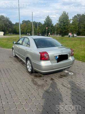Grey Toyota Avensis 2007 in Riga, with an engine capacity of 2.40 L and mileage of 163 thousand km for 3000 €, photo  on AUTOMOTO.COM.LV