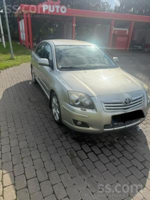 Grey Toyota Avensis 2007 in Riga, with an engine capacity of 2.40 L and mileage of 163 thousand km for 3000 €, photo 4 on AUTOMOTO.COM.LV