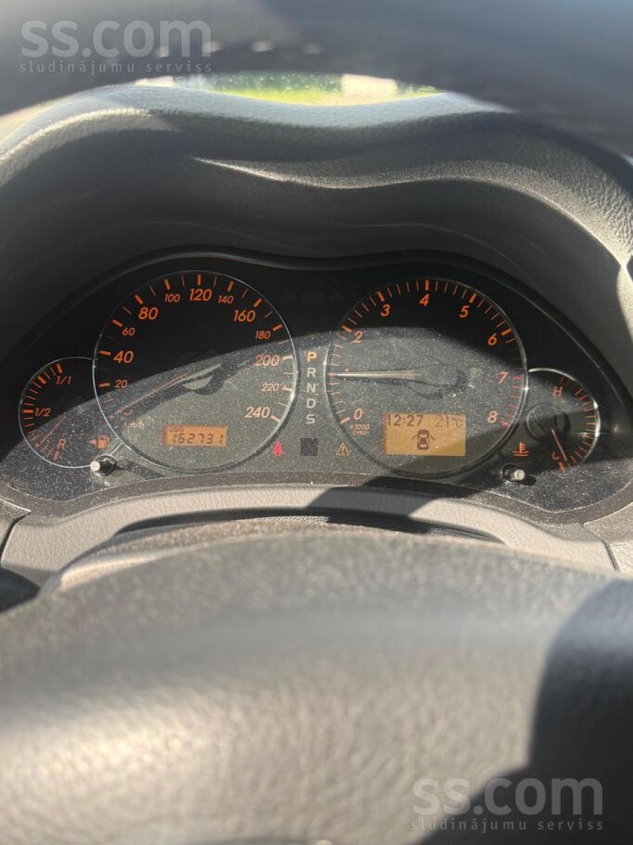 Grey Toyota Avensis 2007 in Riga, with an engine capacity of 2.40 L and mileage of 163 thousand km for 3000 €, photo 7 on AUTOMOTO.COM.LV
