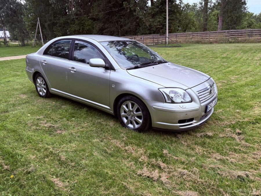 Серый Тойота Авенсис 2007 в Вильнюс, объемом двигателя 2.00 л и пробегом 310 тыс. км за 1200 €, фото 1 на AUTOMOTO.COM.LV