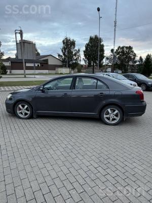 Pelēks Toyota Avensis 2007 Jēkabpils, ar dzinēja tilpumu 2.20 L un nobraukumu 416 tūkst. km par 1850 €, foto 7 vietnē AUTOMOTO.COM.LV
