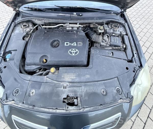 Pelēks Toyota Avensis 2007 Jēkabpils, ar dzinēja tilpumu 2.20 L un nobraukumu 416 tūkst. km par 1850 €, foto 8 vietnē AUTOMOTO.COM.LV