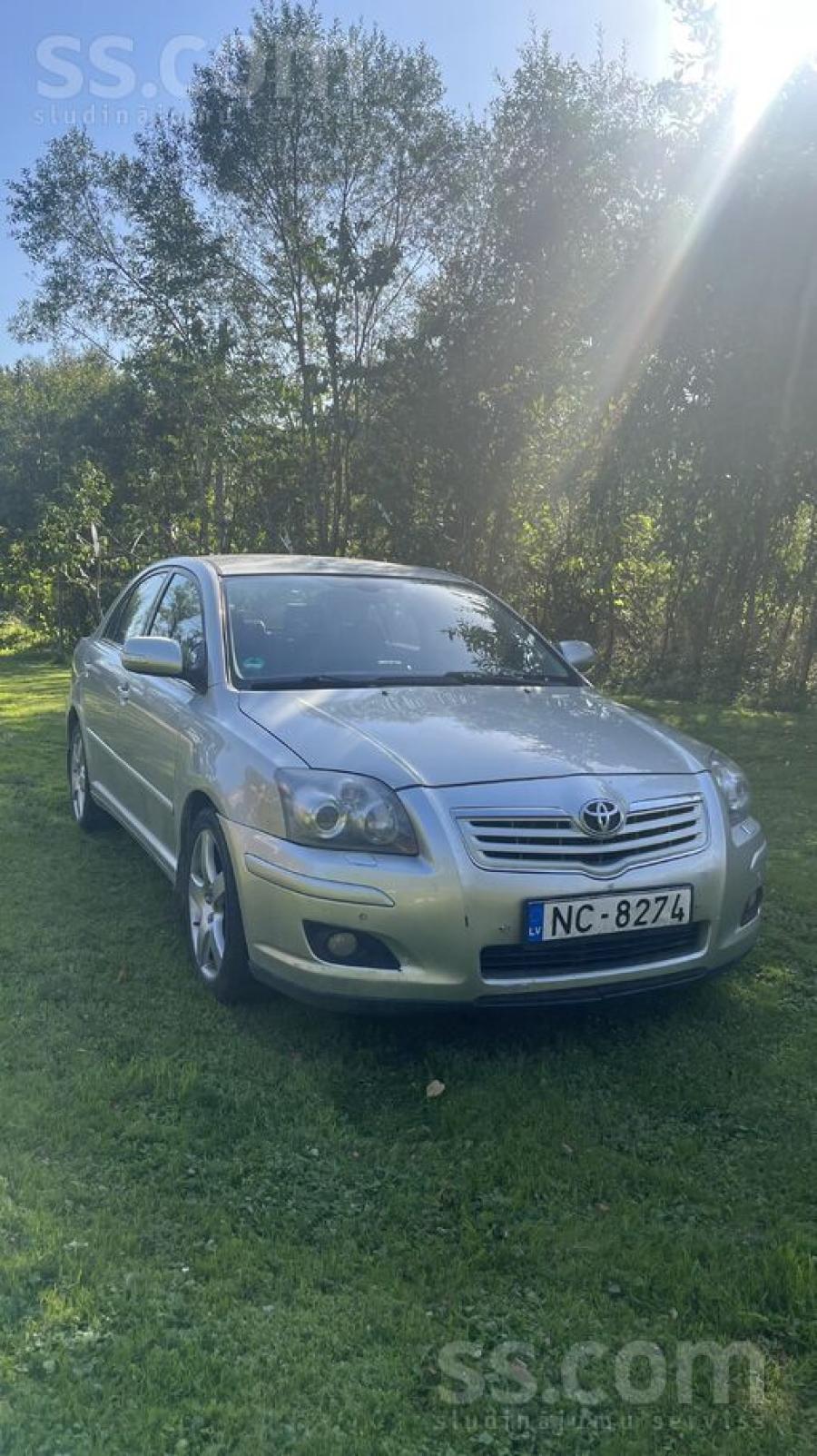 Grey Toyota Avensis 2007 in Balvi, with an engine capacity of 2.00 L and mileage of 292 thousand km for 2500 €, photo 1 on AUTOMOTO.COM.LV