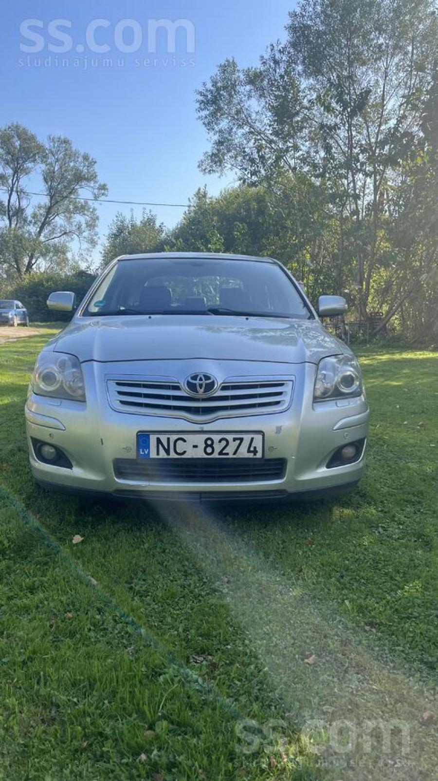 Grey Toyota Avensis 2007 in Balvi, with an engine capacity of 2.00 L and mileage of 292 thousand km for 2500 €, photo 3 on AUTOMOTO.COM.LV