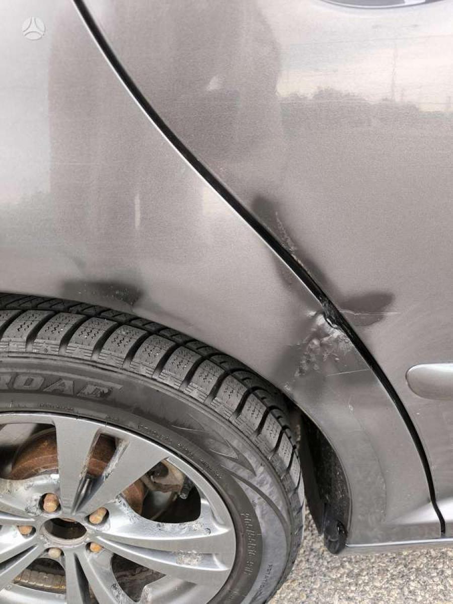 Pelēks Toyota Avensis 2007 Viļņa, ar dzinēja tilpumu 2.00 L un nobraukumu 361 tūkst. km par 1200 €, foto 10 vietnē AUTOMOTO.COM.LV