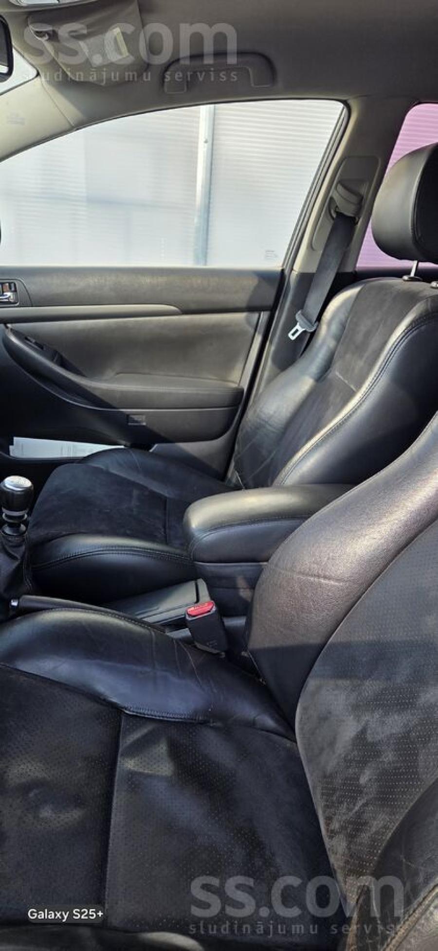 Pelēks Toyota Avensis 2007 Kuldīga, ar dzinēja tilpumu 2.20 L un nobraukumu 283 tūkst. km par 1650 €, foto 9 vietnē AUTOMOTO.COM.LV