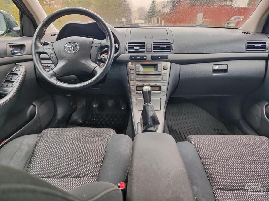 Pelēks Toyota Avensis 2008 Viļņa, ar dzinēja tilpumu 2.00 L un nobraukumu 240 tūkst. km par 2000 €, foto 8 vietnē AUTOMOTO.COM.LV