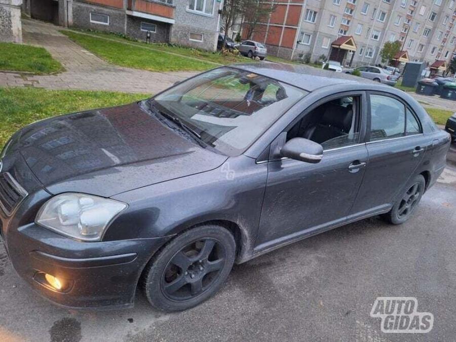 Pelēks Toyota Avensis 2008 Šauļi, ar dzinēja tilpumu 2.20 L un nobraukumu 300 tūkst. km par 1950 €, foto 2 vietnē AUTOMOTO.COM.LV