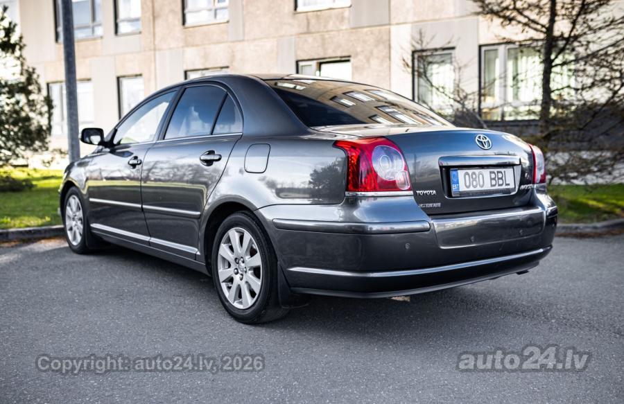 Pelēks Toyota Avensis 2008 Tallina, ar dzinēja tilpumu 1.80 L un nobraukumu 151 tūkst. km par 3999 €, foto 7 vietnē AUTOMOTO.COM.LV