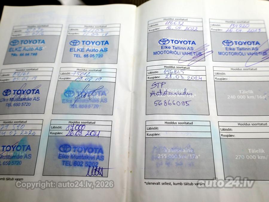 Серый Тойота Авенсис 2008 в Таллин, объемом двигателя 2.00 л и пробегом 195 тыс. км за 2699 €, фото 10 на AUTOMOTO.COM.LV